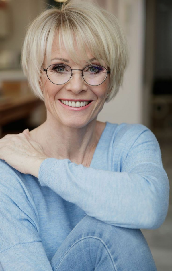 Bixie Frisuren ab 50 - trendige Haarschnitte, die jünger machen